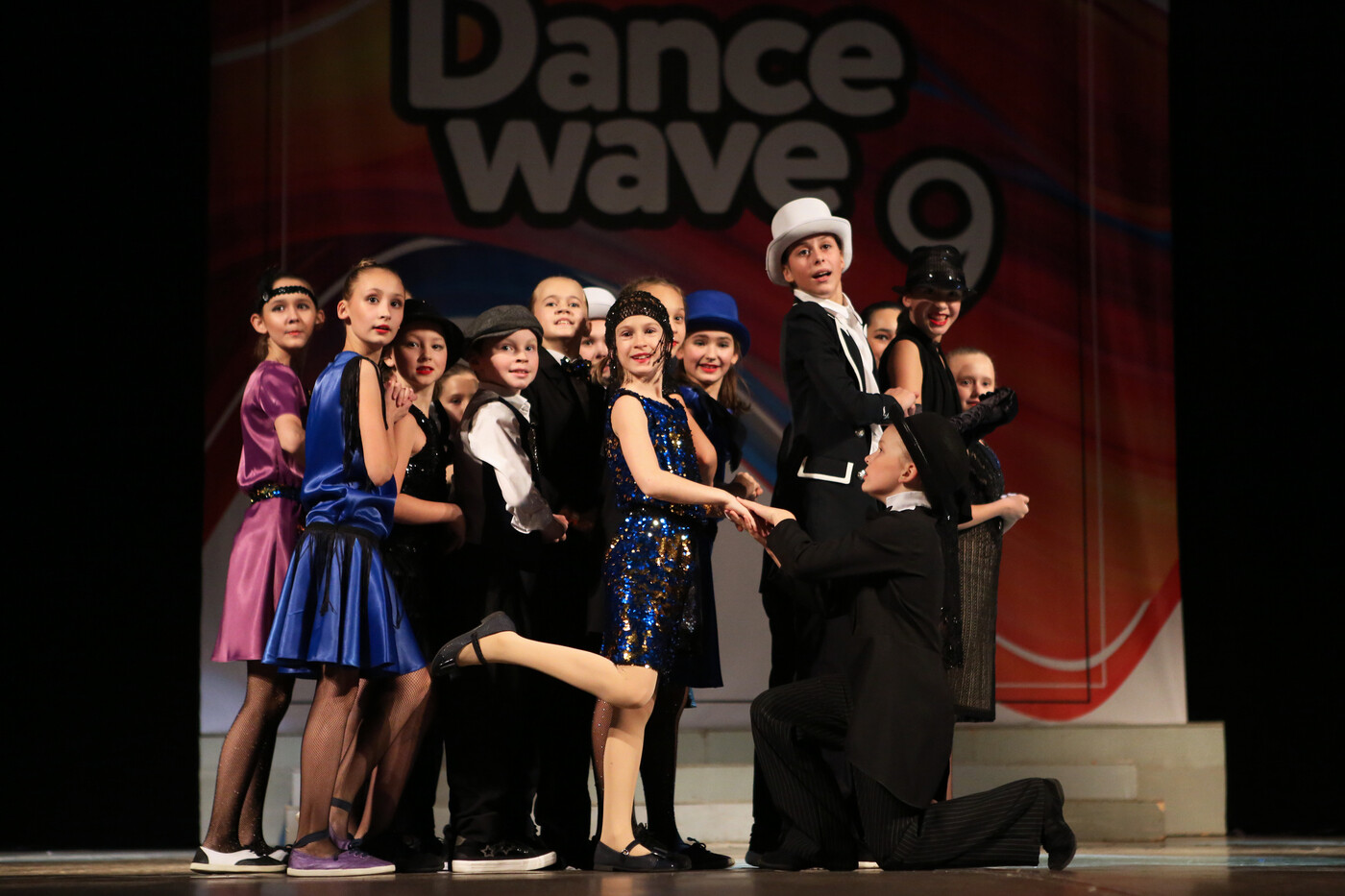 Dance Wave | Stage Art